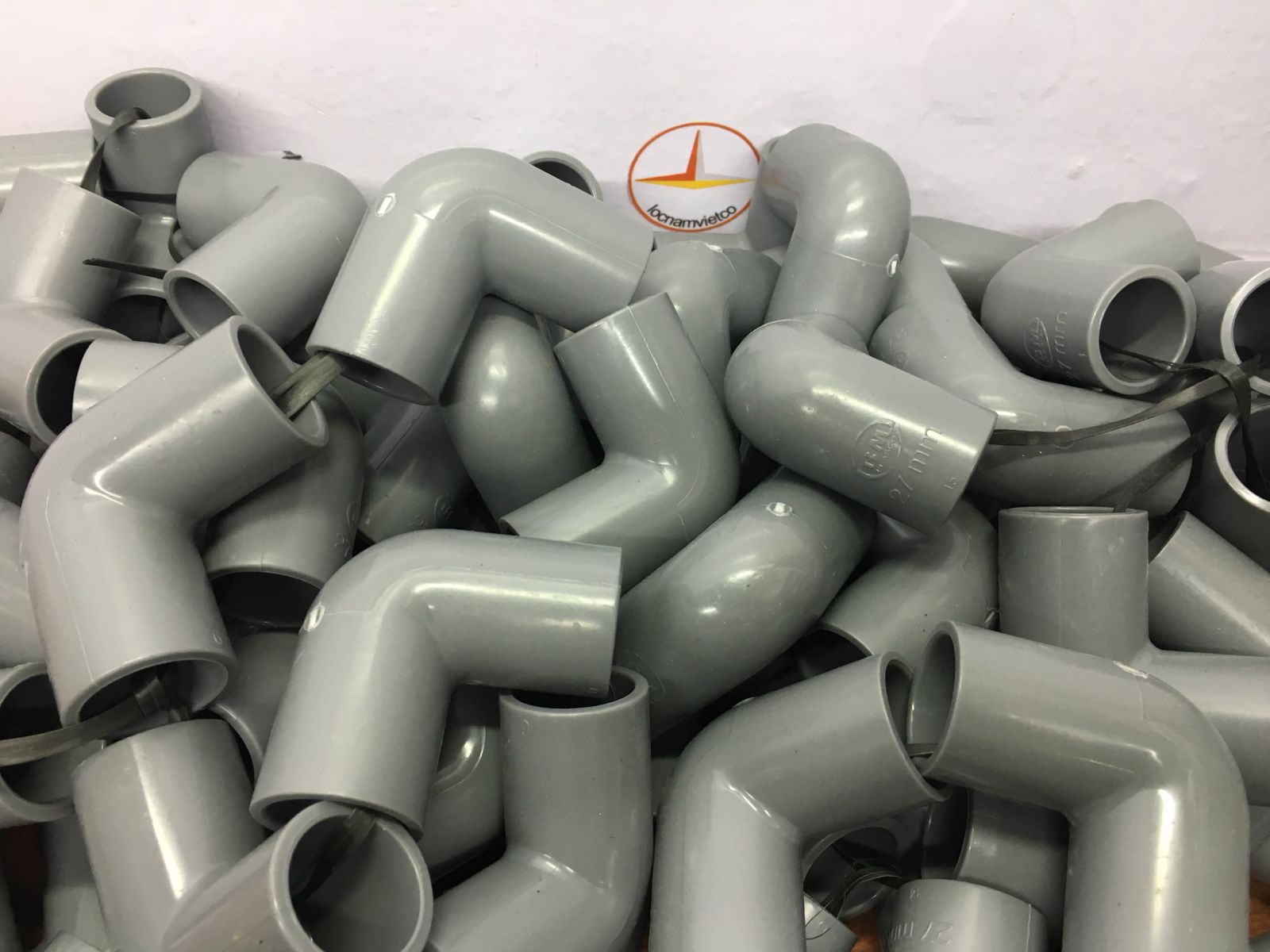 Co 27 nhựa PVC Bình Minh - C27